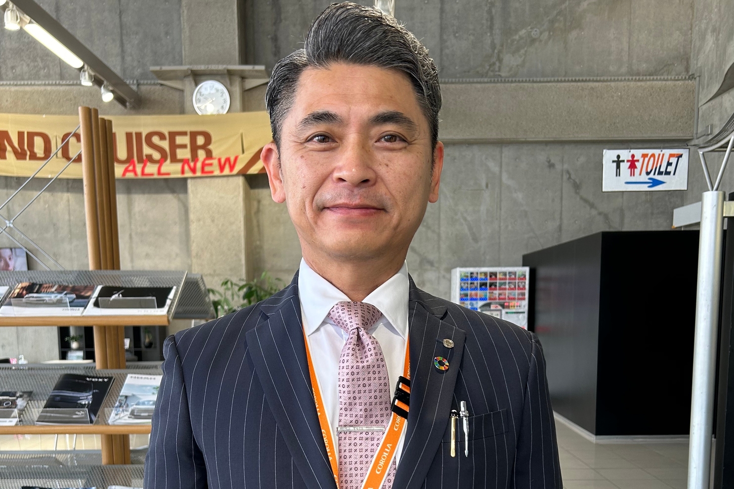 本店 | トヨタカローラ兵庫